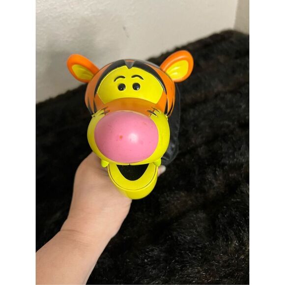 Disney | Holiday | Vintagedisney Tiggers Haunted House Flash Light ...